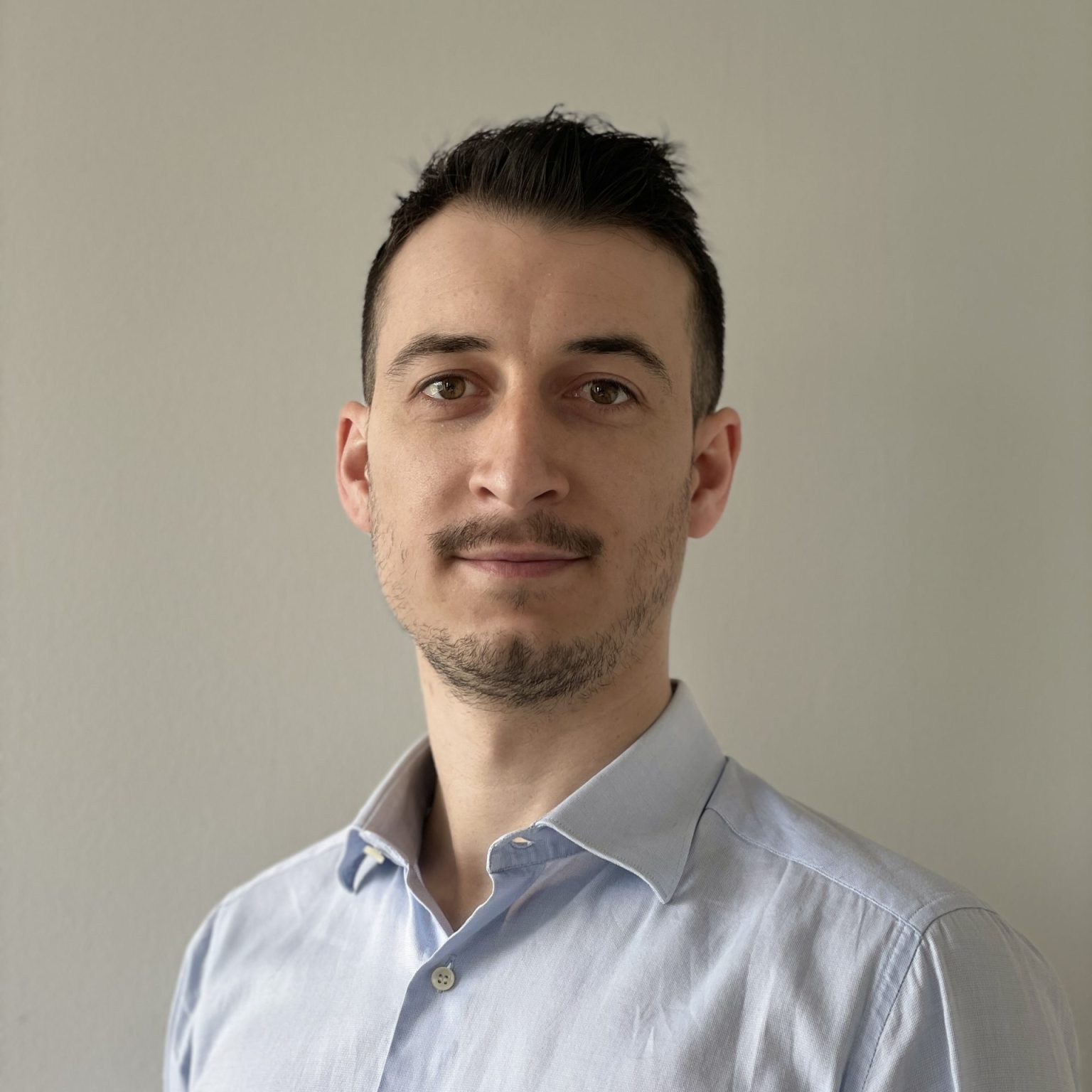 Sobre Nosotros - Binary System